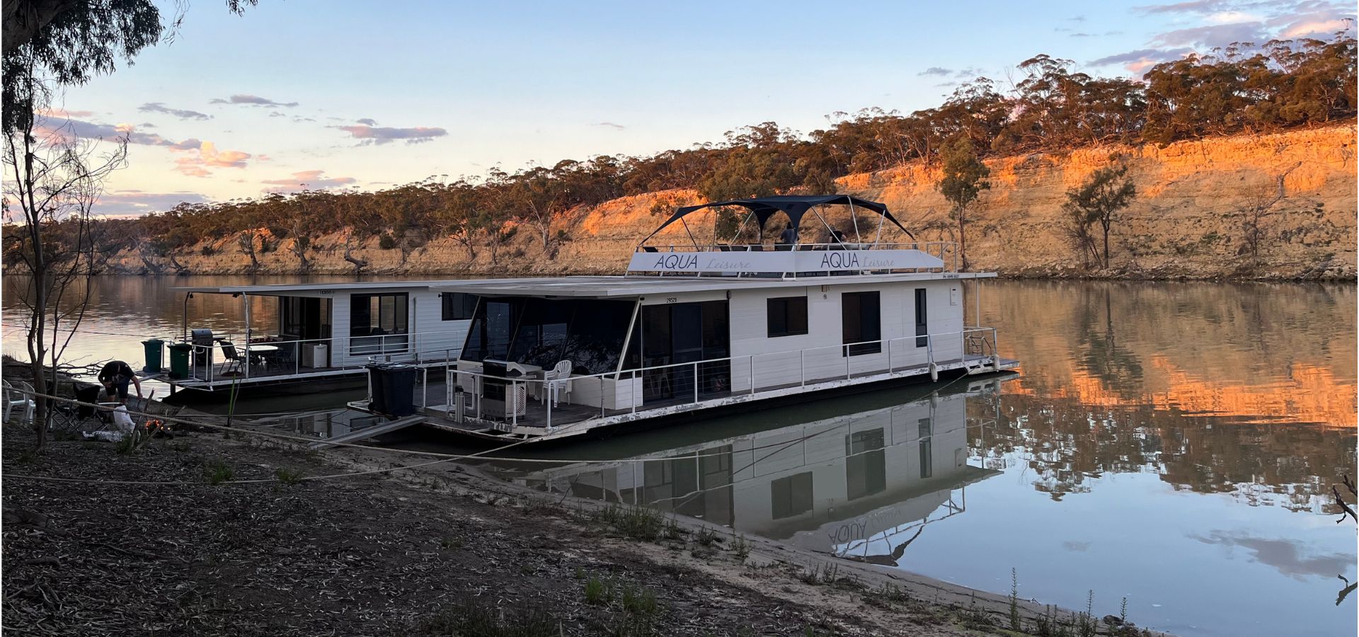 Hire the AQUA Leisure Houseboat | Kodari Houseboats Morgan SA