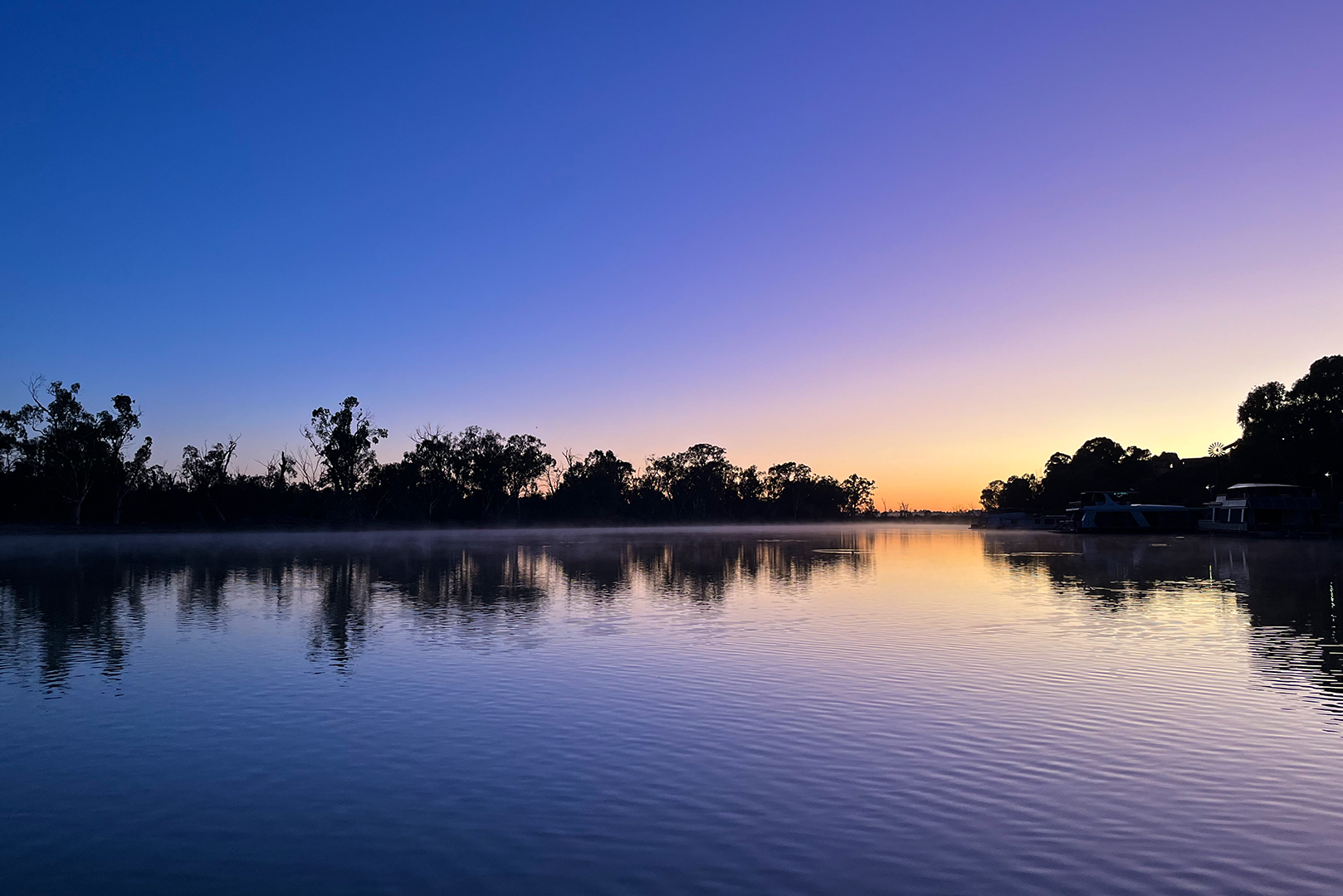 River Murray Houseboat For Hire | Kodari Houseboats Morgan SA